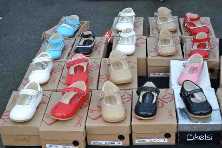 Kempton Park Racecourse Market