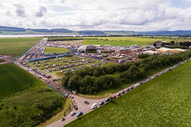 Errol Sunday Market – where biggest is best